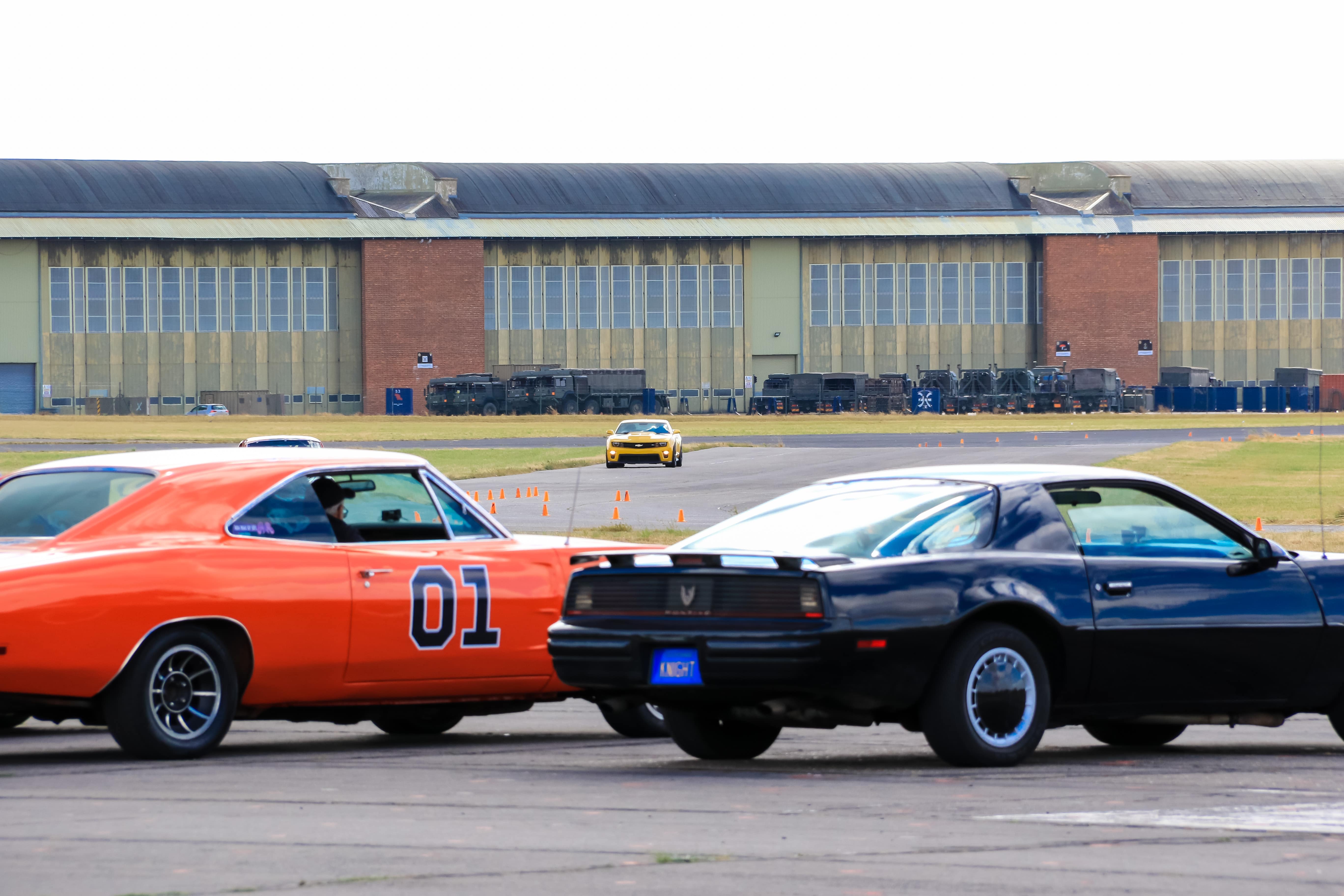 Car Chase Heroes – Fast cars and a race track – Pete Greensmith